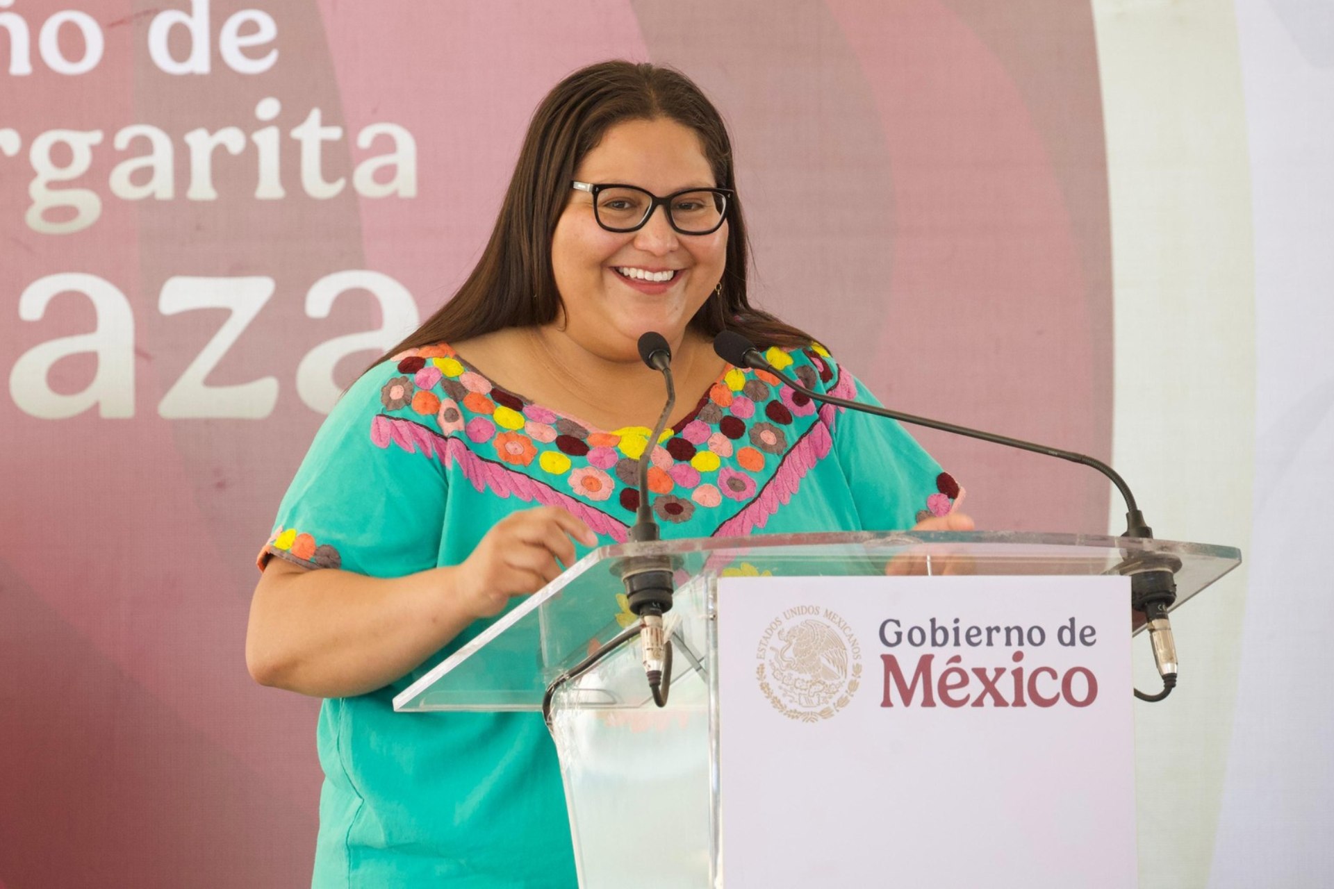 Va Citlalli Hernández como presidenta de Comisión Nacional de ...